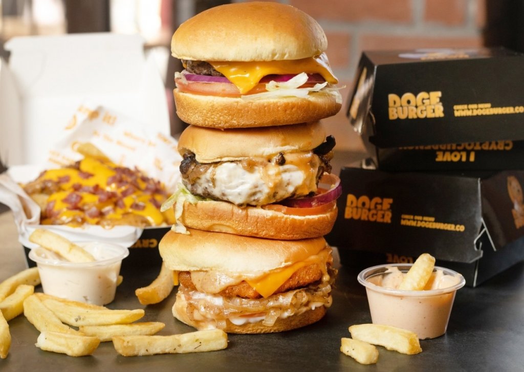 Doge Burger la hamburguesa inspirada en Dogecoin que llega a Dubai